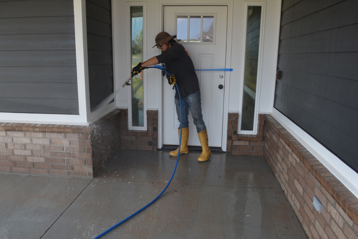 Residential Power Washing - Get Ready For The Spring!